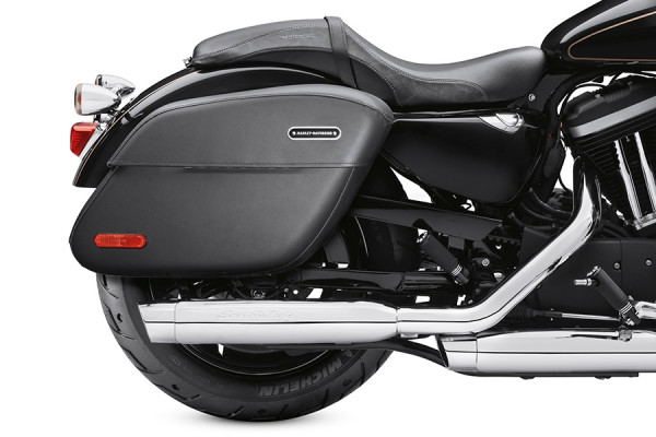 Abschließbare Leder-Seitenkoffer 90201321 | Harley-Davidson