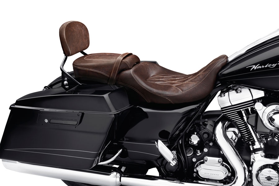 LOW PROFILE SOZIUSSITZ - MAHAGONIBRAUN 52400040 | Harley-Davidson